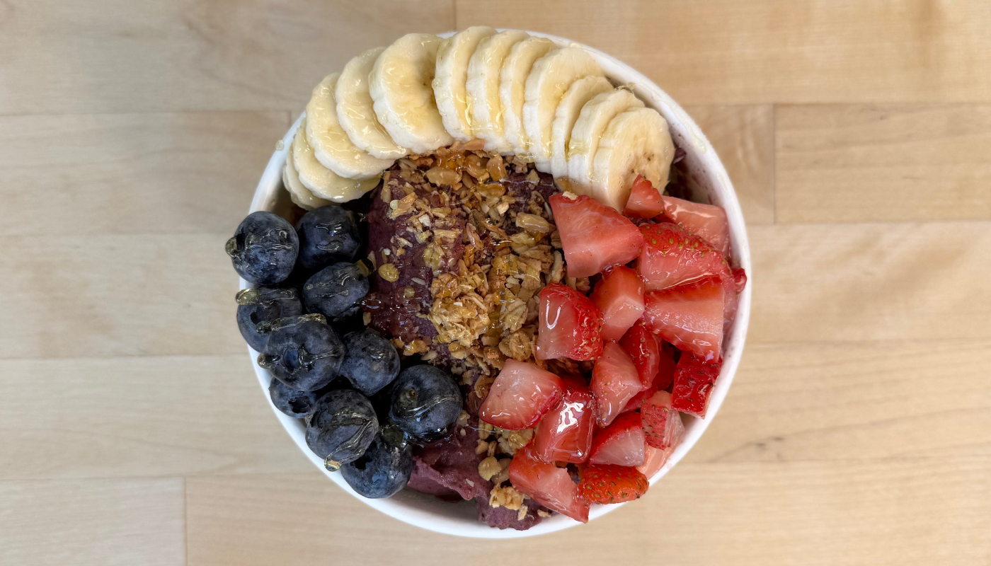 Classic Acai Berry Bowl | Berry Greens